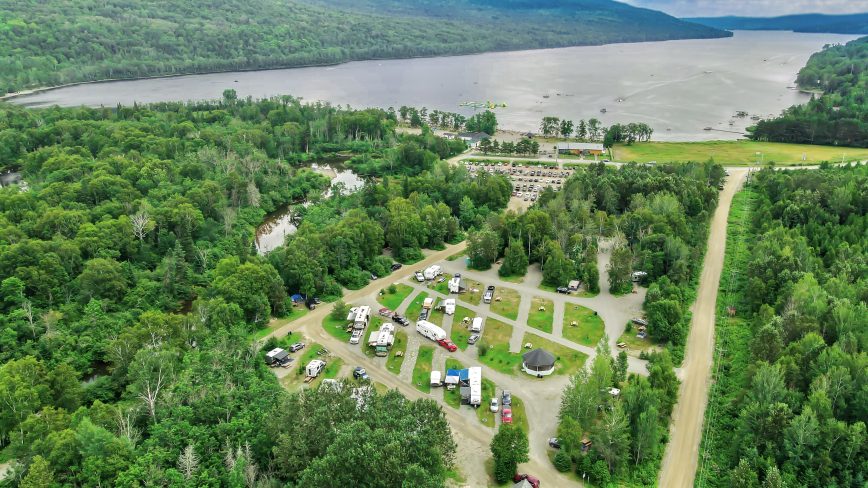 Campings et prêts-à-camper - Tourisme Bas-Saint-Laurent