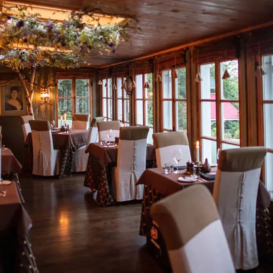 Restaurant de l'Auberge du Mange-Grenouille - Tourisme Bas-Saint-Laurent