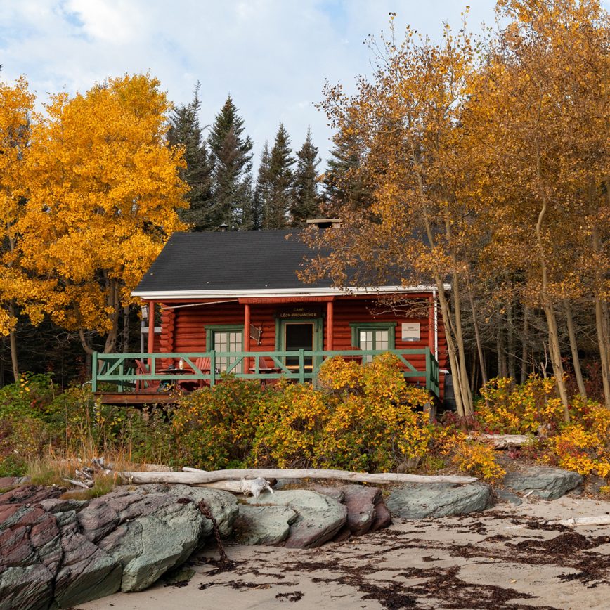 Parc naturel et historique de l'Île-aux-Basques - Tourisme Bas-Saint ...