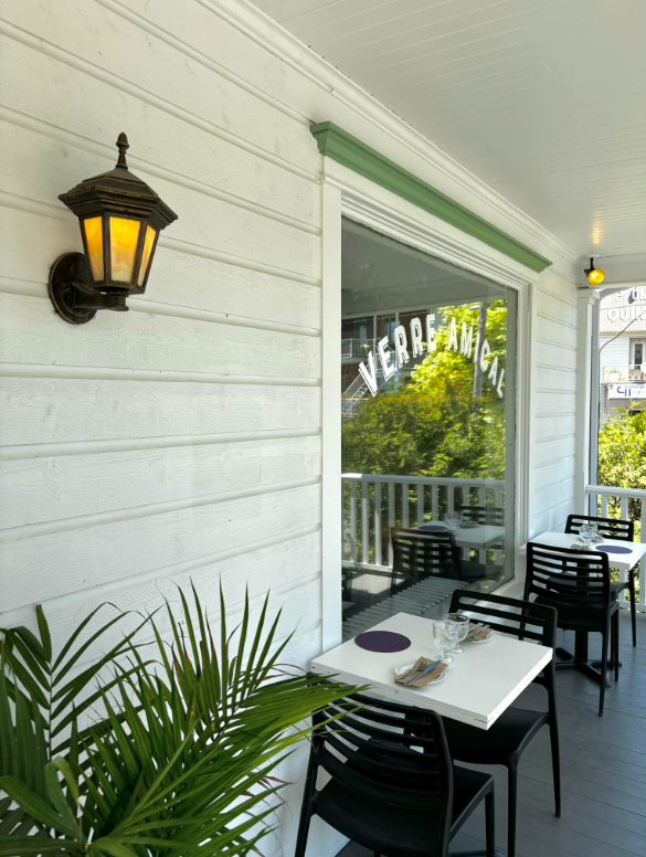 Hôtel Victoria - Verre Amical - Tourisme Bas-Saint-Laurent